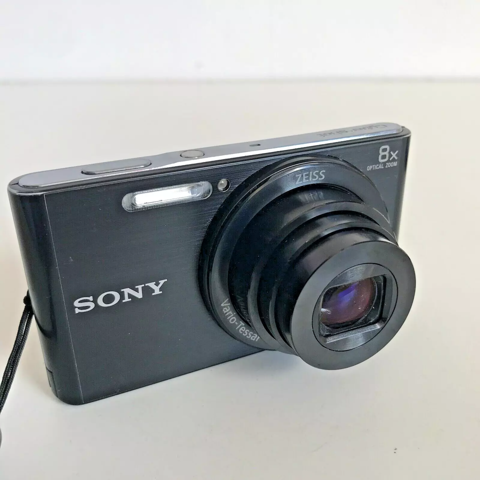 Sony Dsc-W830 CyberShot Compact Digital Camera 8x Optical Zoom Silver ...