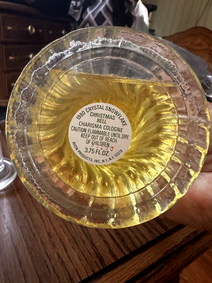 Vintage Avon 1980 Crystal Snowflake Christmas Bell Cologne - Charisma ...