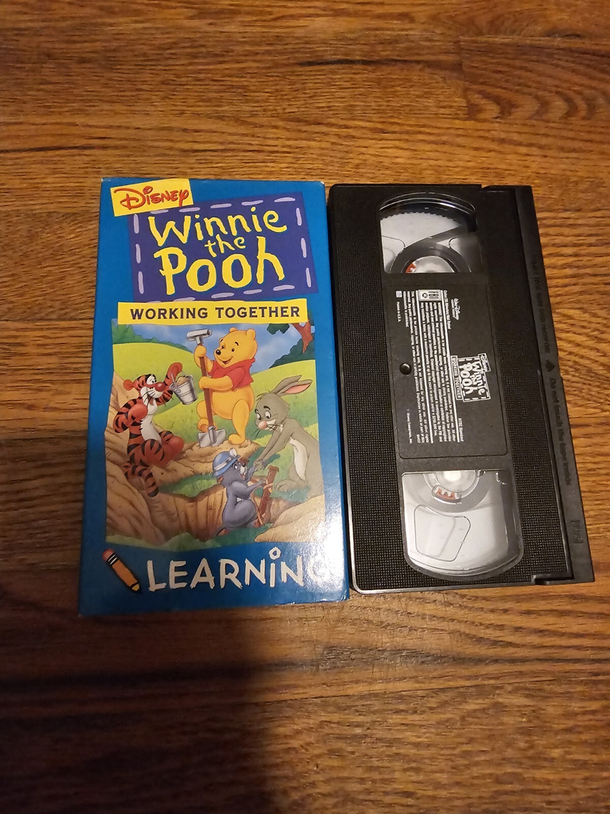 VHS Winnie the Pooh - Pooh Learning - Working Together (VHS, 1996 ...