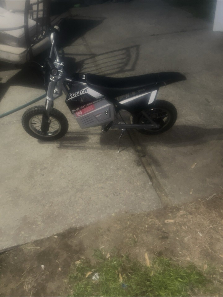 Dirt Bike Razor 18mph pick up only (cash only) | eBay