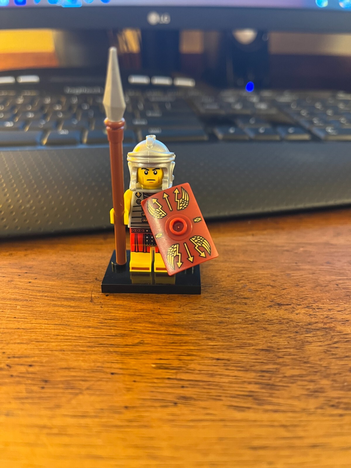 Lego 8827 Minifigures Series 6 - CHOOSE YOUR MINIFIGURE! | eBay