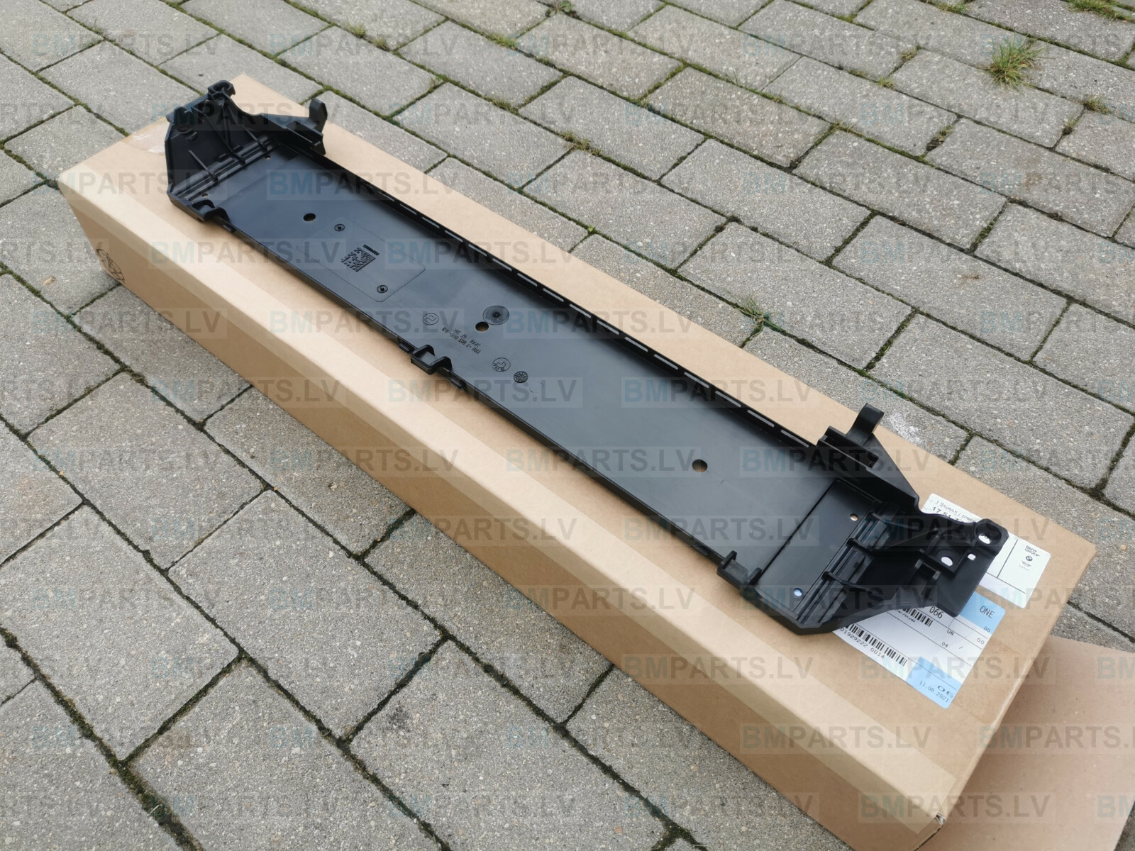 NEW GENUINE BMW F07 GT F10 F11 F12 F13 & LCI COVER FOR INTERCOOLER ...