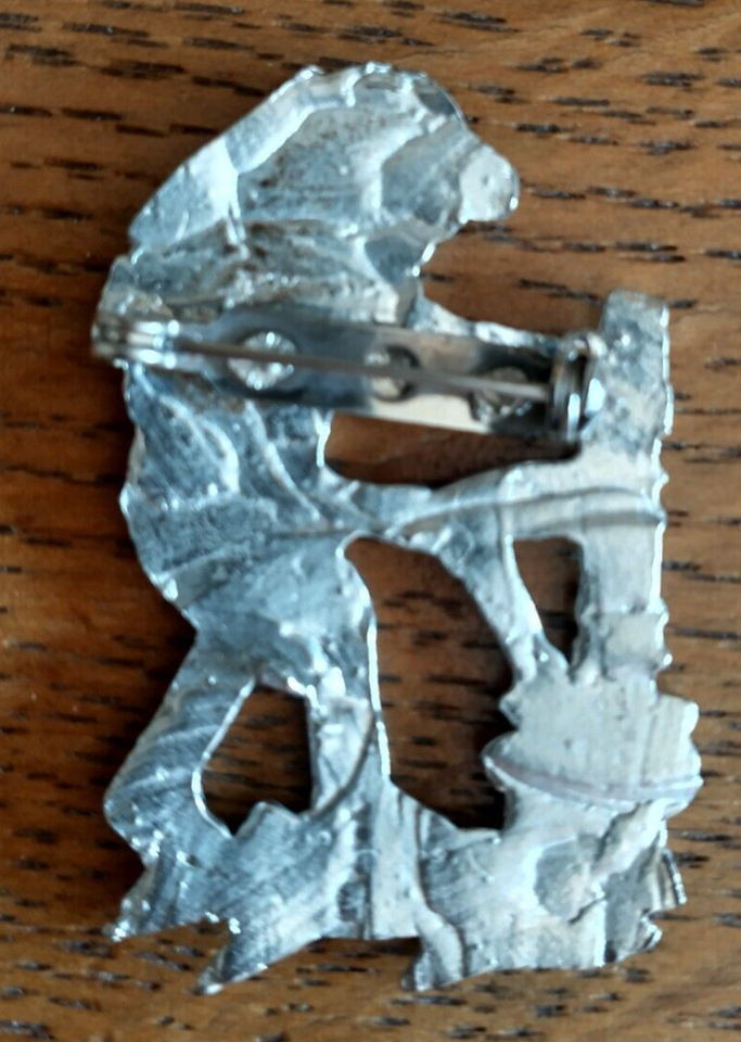 Pewter Brooch Bear & Ragged Staff Warwickshire Emblem? M Champion Repro ...