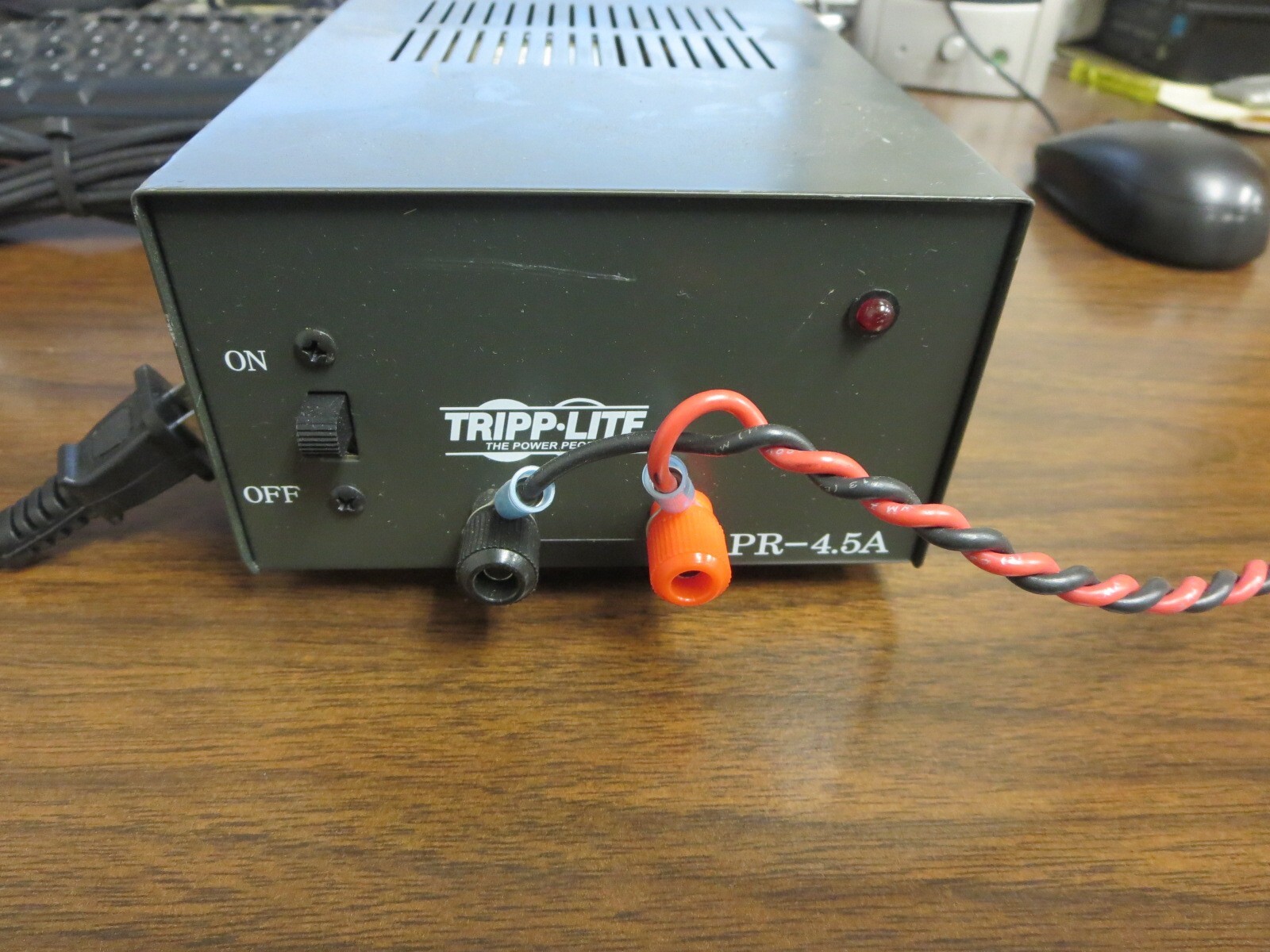 Tripp Lite PR-4.5A Precision Regulated DC Power Supply 13.8V DC 4.5 Amp | eBay