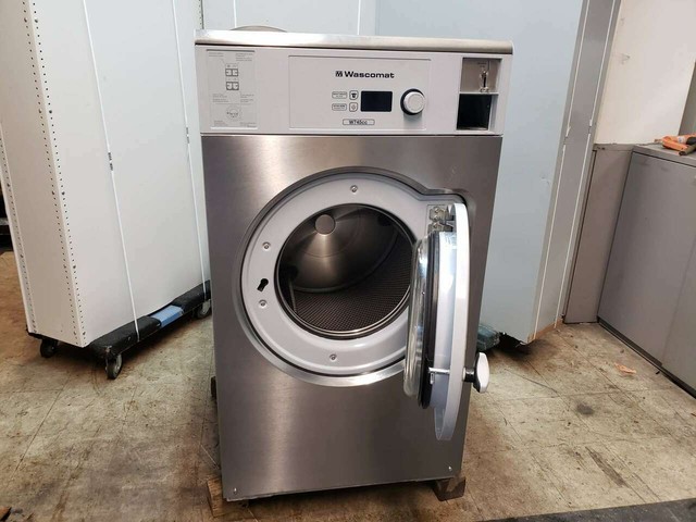 Wascomat W745CC FRONT LOAD WASHER COIN OP 45LB 220V S/N 00651/0413401 ...
