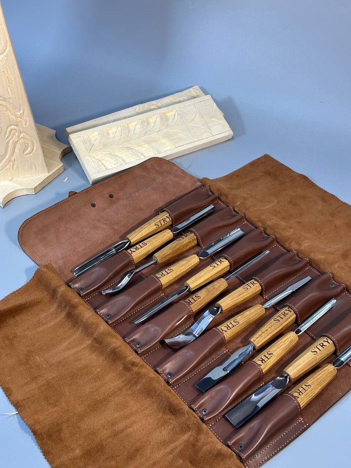 Set 12 Gouges, Straight & Bent Chisels in Case, Wood Carving, Carpentry ...