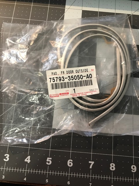 TOYOTA OEM 06-09 4runner Front Door-lower Cladding Pad 7579335050a0 for ...