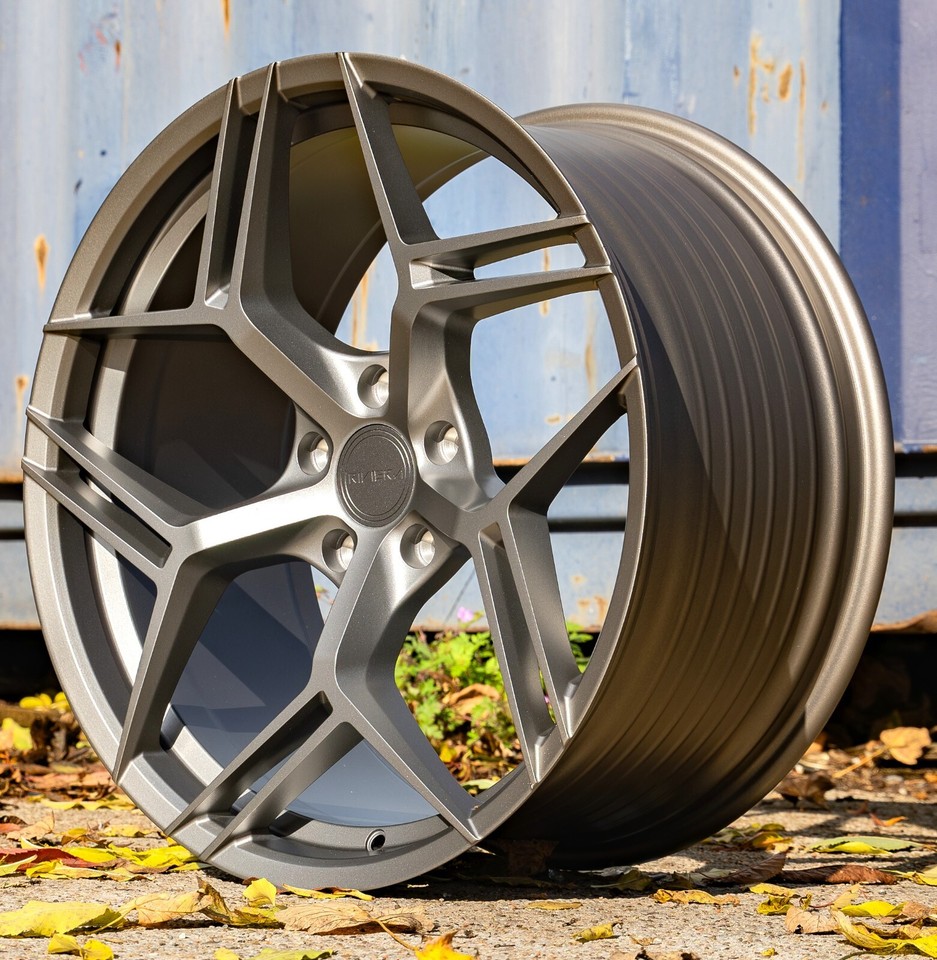 20"/Land Rover Defender L663/Riviera RF12 Flow Formed/Matt Grey/10j ...