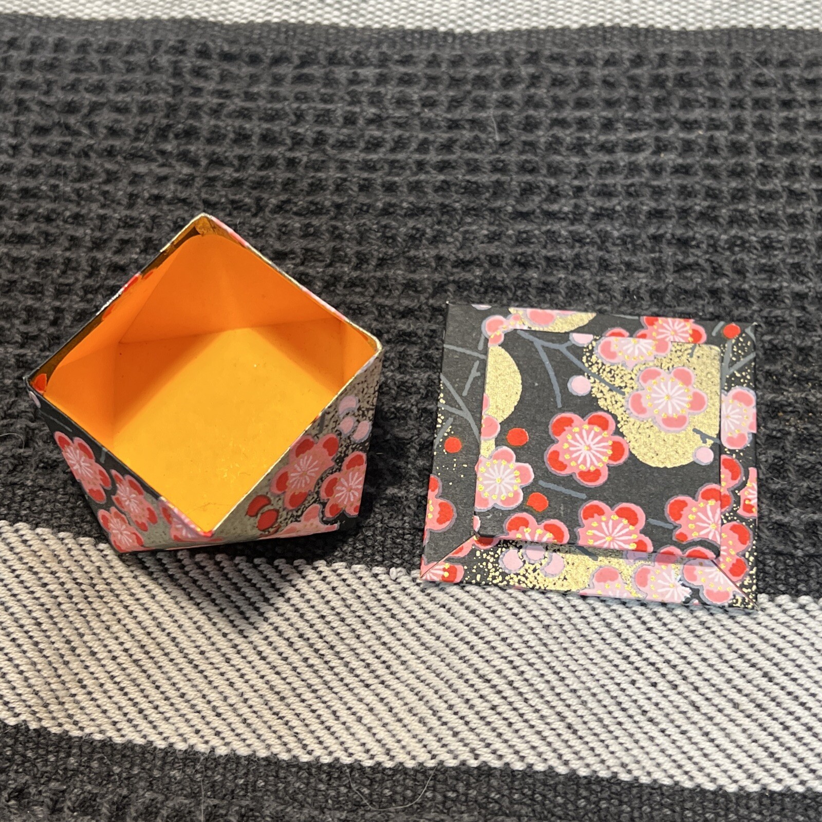 Vintage 90’s handmade Japanes origami small paper Trinket box | eBay