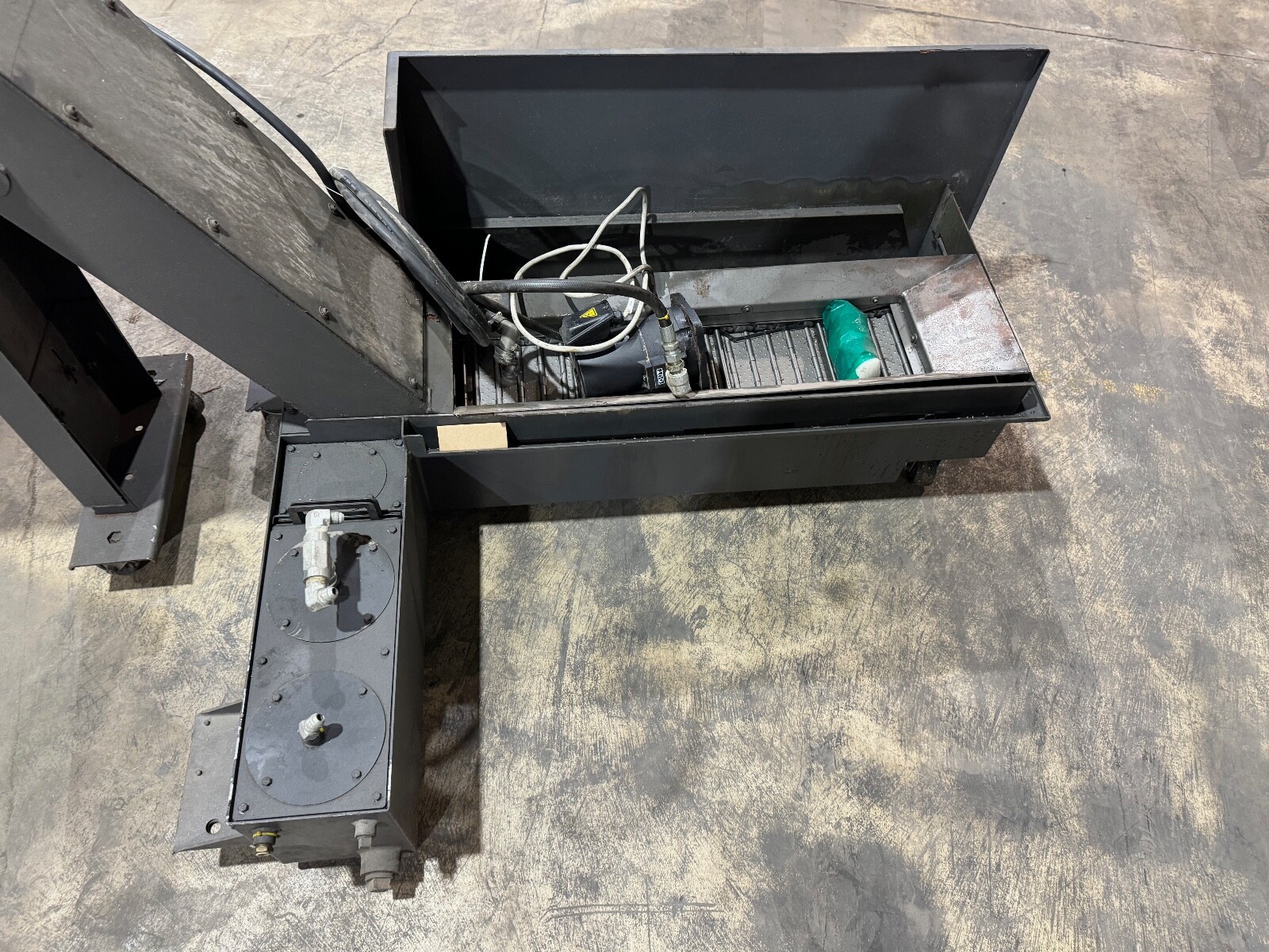 LNS Turbo HB Chip Conveyor with Filter Tray Model # 57508505 | eBay