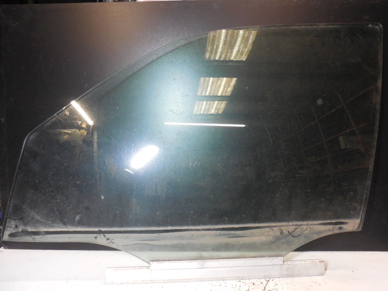 1996-2002 Mercedes Benz W210 Front Left Door Window Glass E320 E430 43R ...