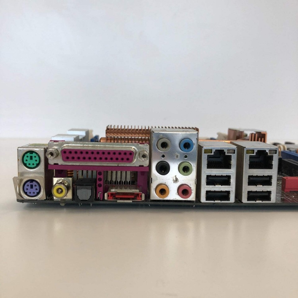 Broken Asus A8N32-SLI Deluxe 939 ATX Motherboard – 4x DDR1 Slots Socket ...