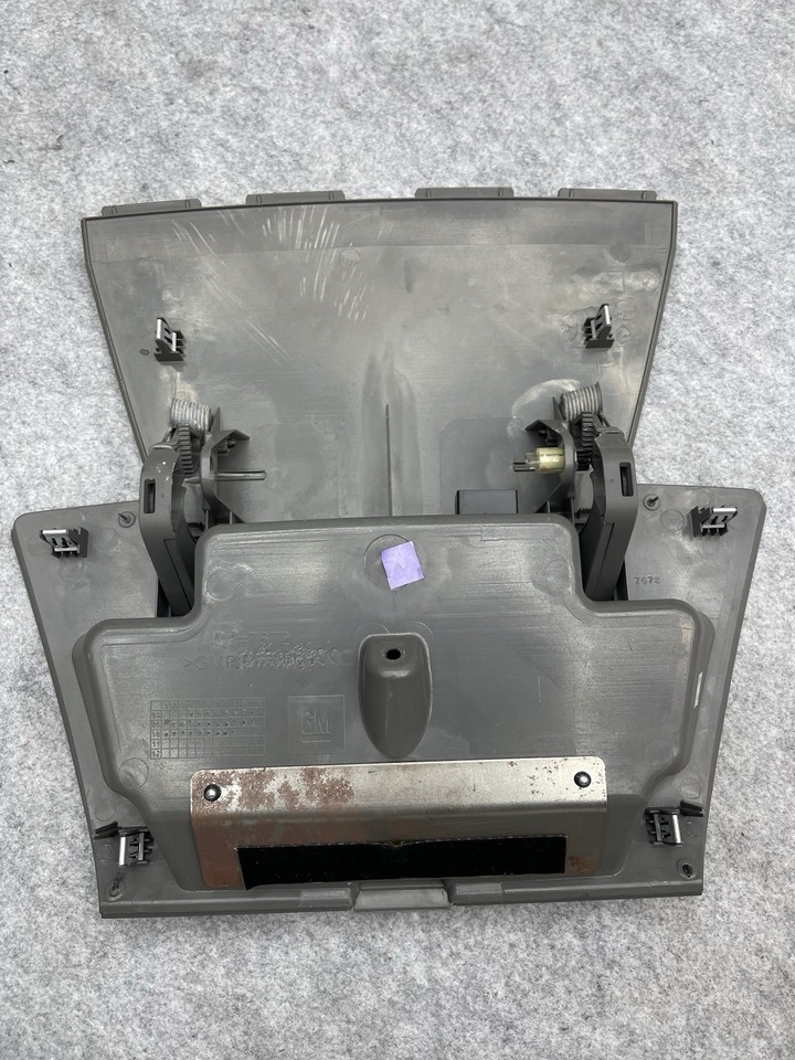 09-15 CHEVROLET CHEVY TRAVERSE DASH STORAGE CUBBY COMPARTMENT COVER ...