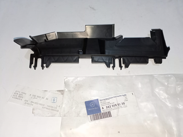 Mercedes-Benz GLA X156 Left Radiator Air Duct A2425050330 OEM for sale ...