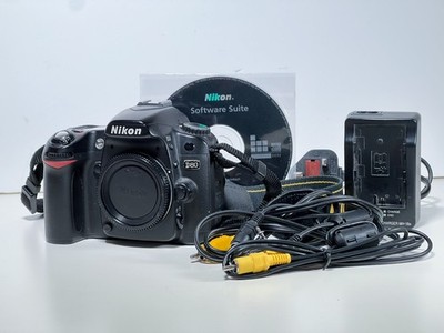 Nikon d80 body working. Shutter Count 49,300. 1x battery, charger ...