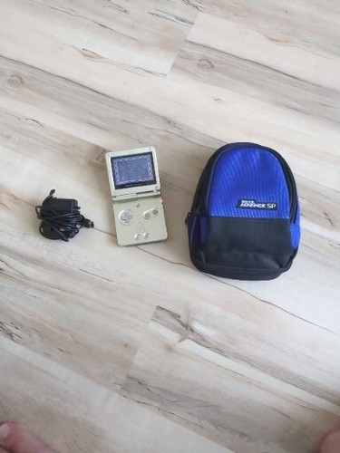 Nintendo Gameboy Advance GBA SP Platinum Silver System AGS-001 Tested ...