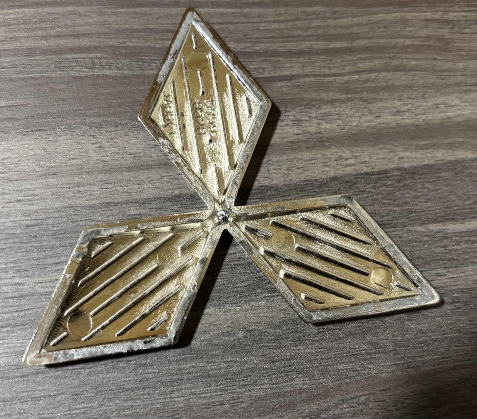 Delica D5 Early Model Rear Mitsubishi Emblem Silver Used 8.8x7.7cm | eBay