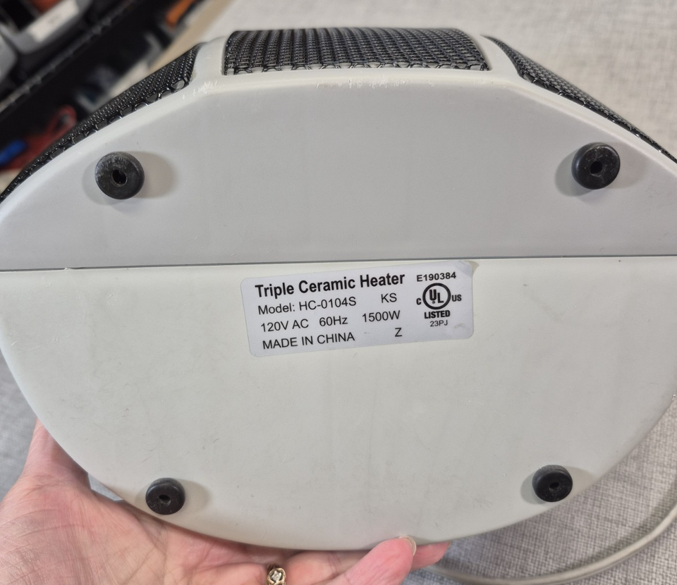Feature Comforts Portable Ceramic Fan-Forced Heater Model HC-0104S ...