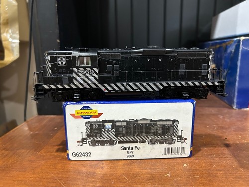 HO Scale Athearn Genesis Santa Fe ATSF GP7 diesel locomotive 2869 | eBay