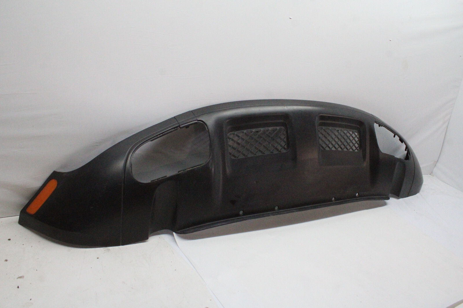 2005 VW TOUAREG FRONT BUMPER LOWER VALANCE PANEL 7l6 807 061 H OEM 04 ...