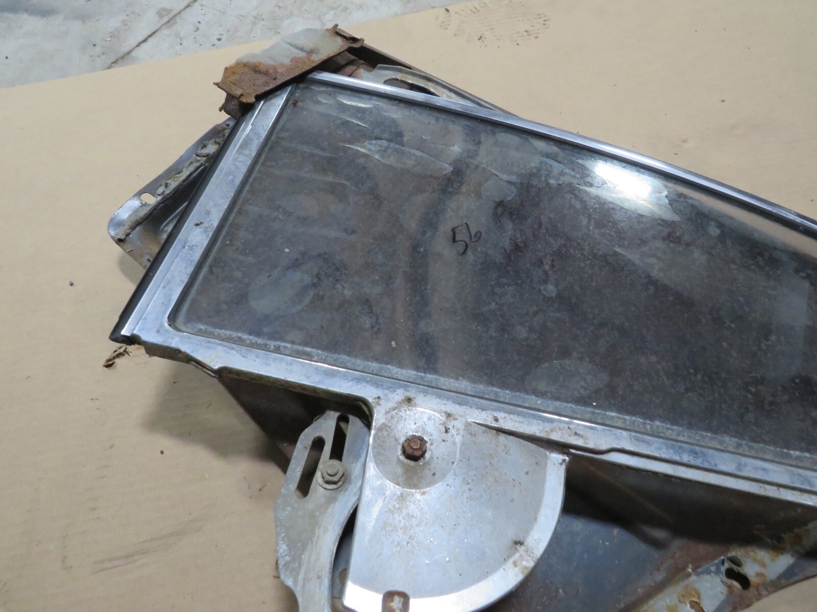 1955 - 56 Ford 2 Door Hardtop ~ Lh Drivers Side Quarter Window Assembly ...