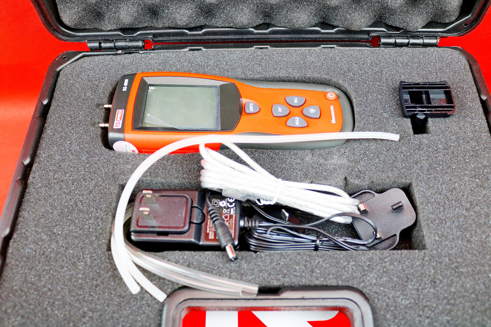 RS PRO RS-8890 Differential Gauge Manometer with 2 Pressure Ports ...