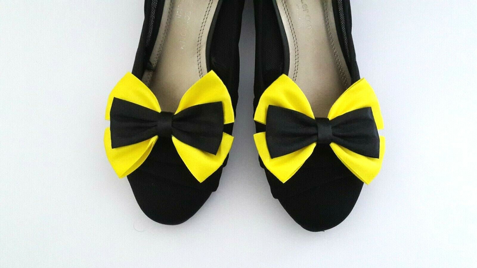 EMMA WIGGLE BOW SHOE CLIPS AND EMMA WIGGLE BOW HAIR CLIP SET | eBay ...