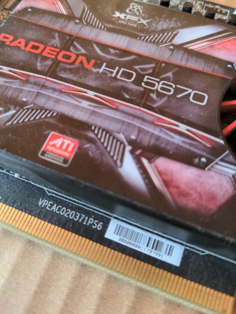 XFX ATI Radeon HD 5670 (HD-567X-YNFC) 512MB GDDR5 SDRAM PCI Express x16 ...