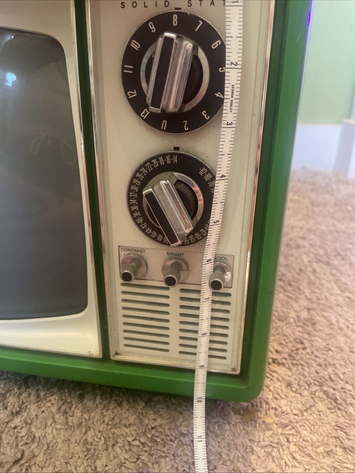 QUASAR 1970'S Japan B/W Green CONSOLE ANALOGUE TV SET, W/ANTENNA VTG ...