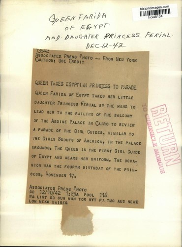 1942 Press Photo Queen Farida, Princess Ferial at Abdine Palace in ...