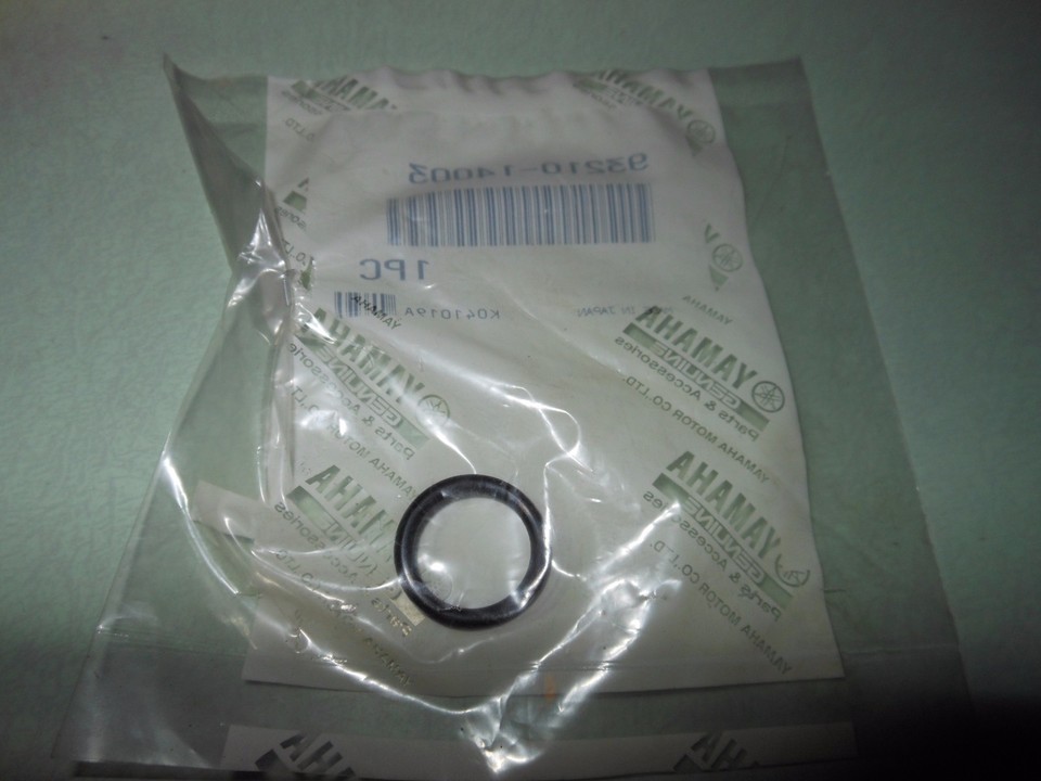 NOS Yamaha FZ-6 R6 XV1700 FJR13 O-RING Oil Pump Middle Drive # 93210 ...