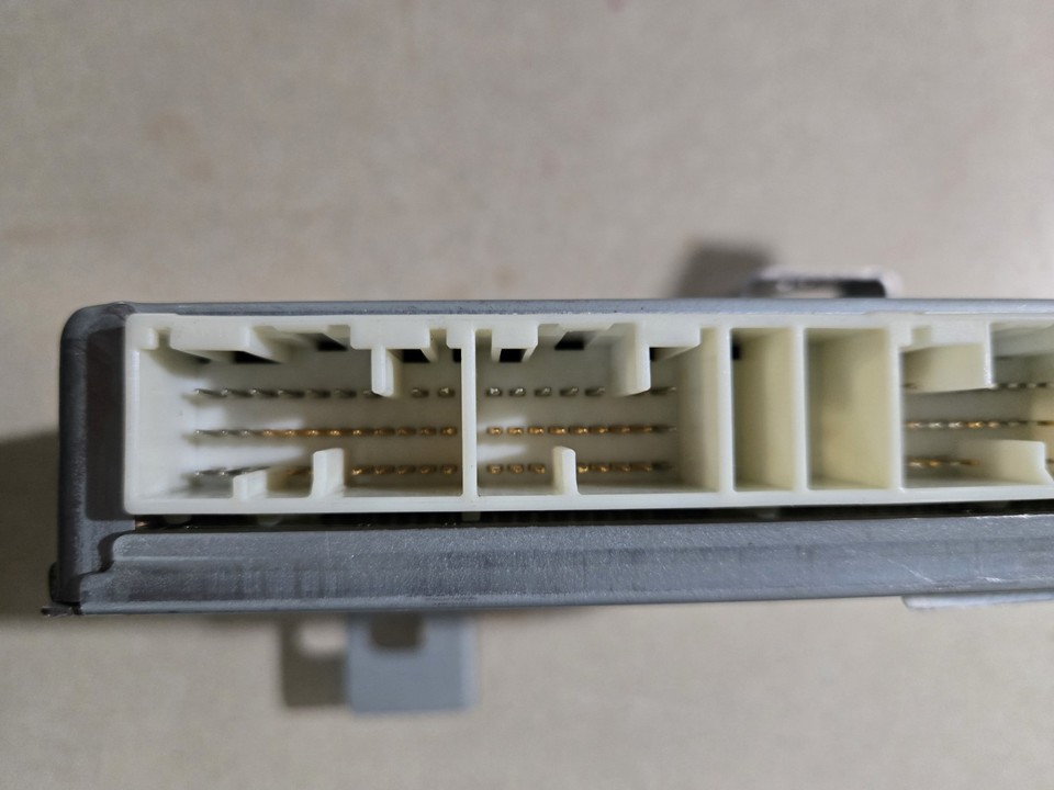 2001-2002 TOYOTA 4RUNNER ABS VSC TRAC Control Module 89540-35270 OEM | eBay