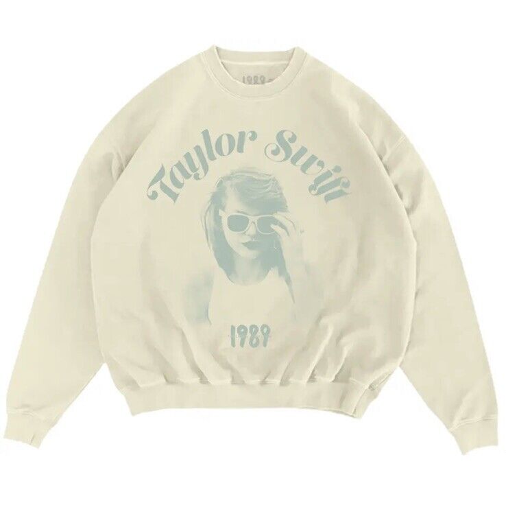 Authentic Taylor Swift 1989 Crew Neck Womens 2XL Vault Photo Authentic Taylor Swift 1989 Crew Neck Womens 2XL Vault Photo