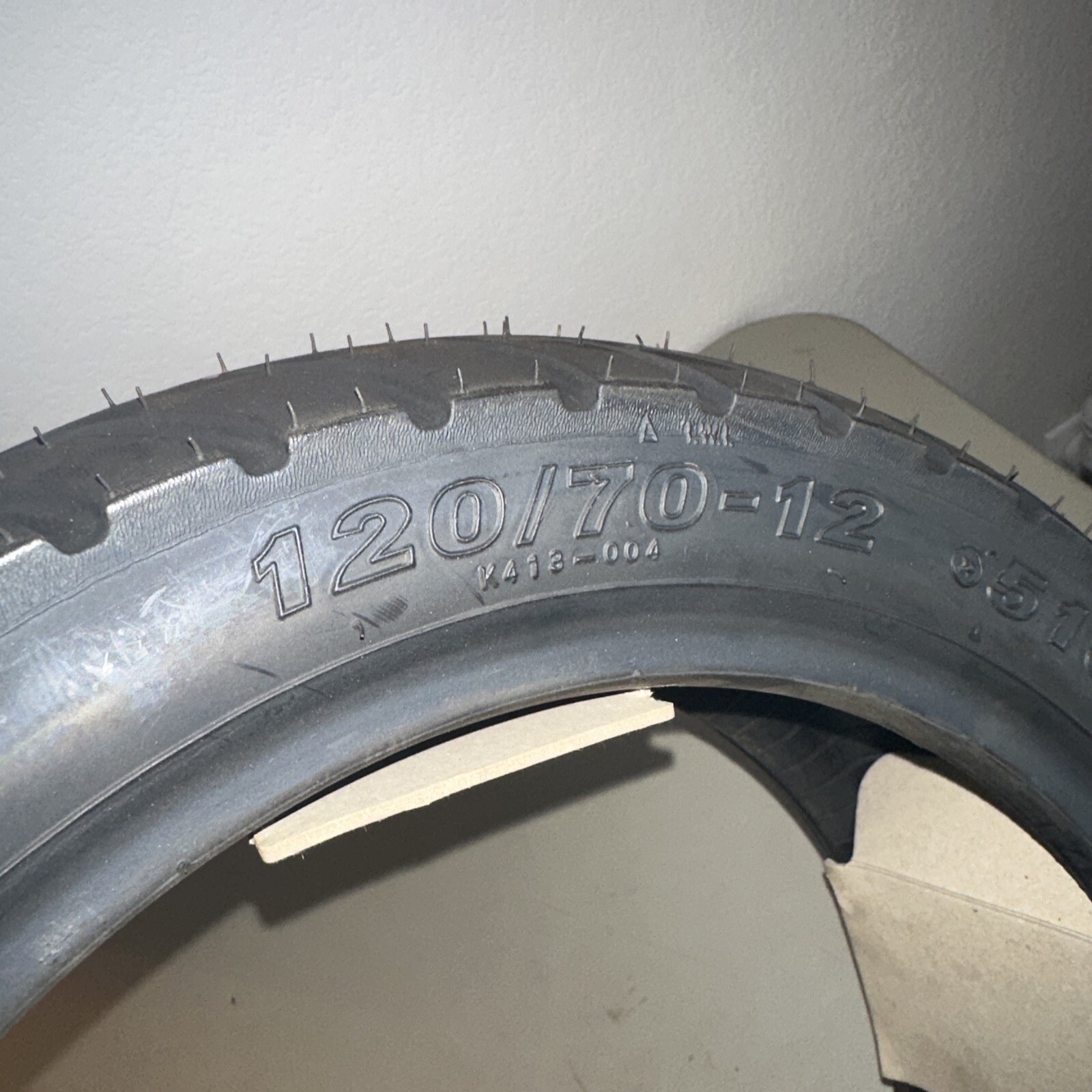 Kenda - 10981934 - K413 Performance Scooter Front/Rear Tire, 120/70-12 ...