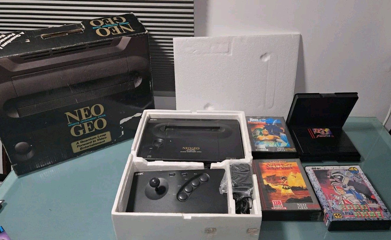 SNK NEO GEO AES Console In Box + 4 Games Tested And Working!! Read ...