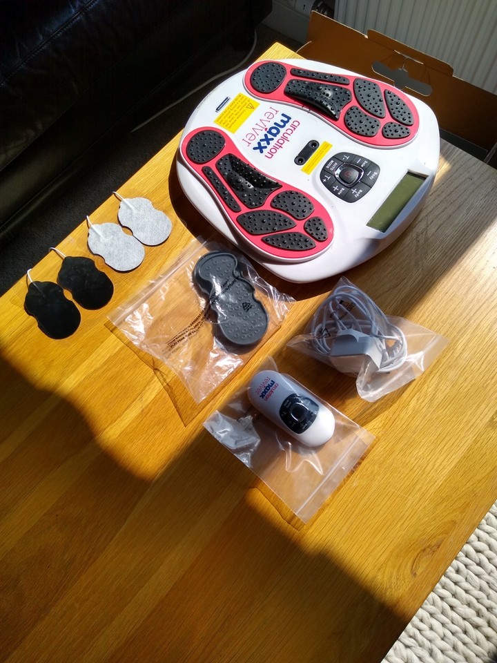 Circulation Maxx Reviver EMS Electro Stimulation Foot Massager Machine ...