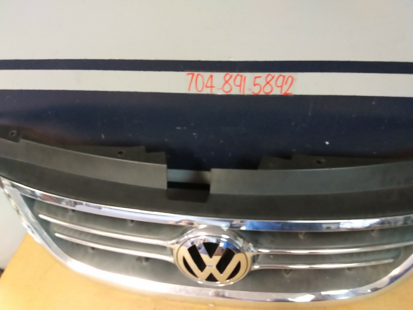 2009-2012 Volkswagen VW Routan Chrome Front Grille Grill W/ Emblem 09 ...