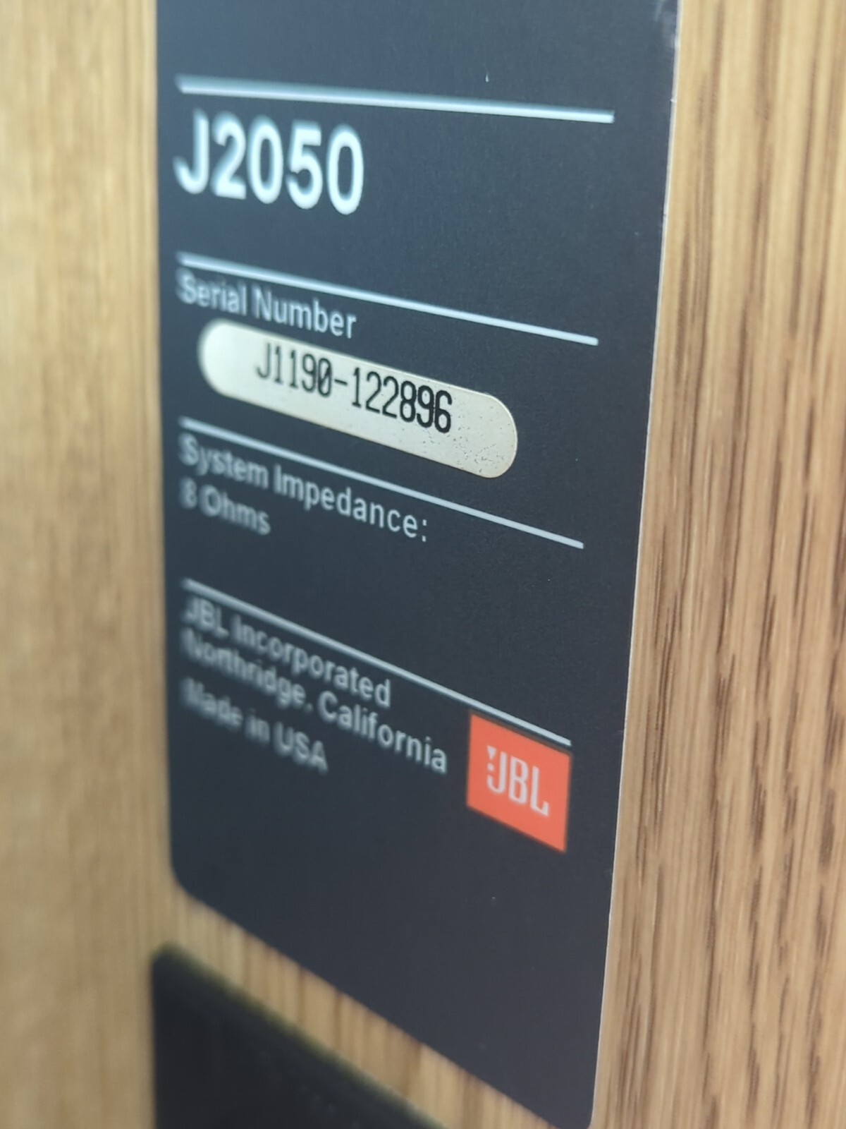 JBL J2050 Bookshelf Speakers (Pair) 2 Wood Grain w/ Omni-Mounts ...