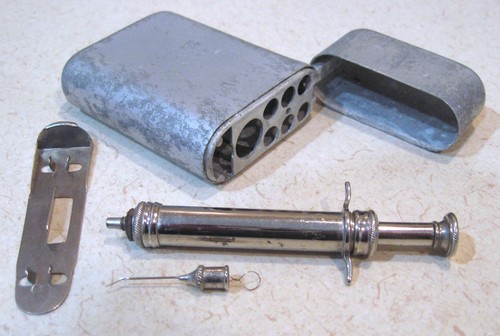 Pat'd 1901 Antique YALE BD & CO. HYPODERMIC - POCKET SYRINGE SET | eBay