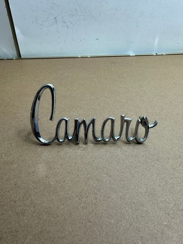 1970-1974 CHEVROLET CAMARO FENDER SCRIPT EMBLEM VINTAGE METAL OEM ...