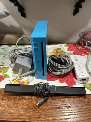 nintendo wii Blue console With Everything Ready To Play Tested | eBay
