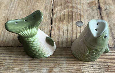 VINTAGE Large Mouth BASS FISH Salt And Pepper Shakers COLLECTABLE with ...