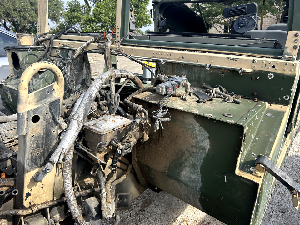 AM General M1114 w/MCTAGS HMMWV 4 Door w/Slant Back Rolling Chassis | eBay