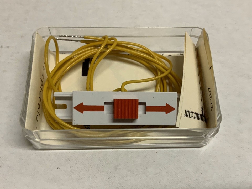 Fleischmann 6905 - Momentary reversing switch - new | eBay