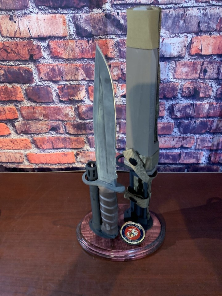 Display Stand for the US-M9 & USMC OKC-3S Bayos & Scabbard. | eBay