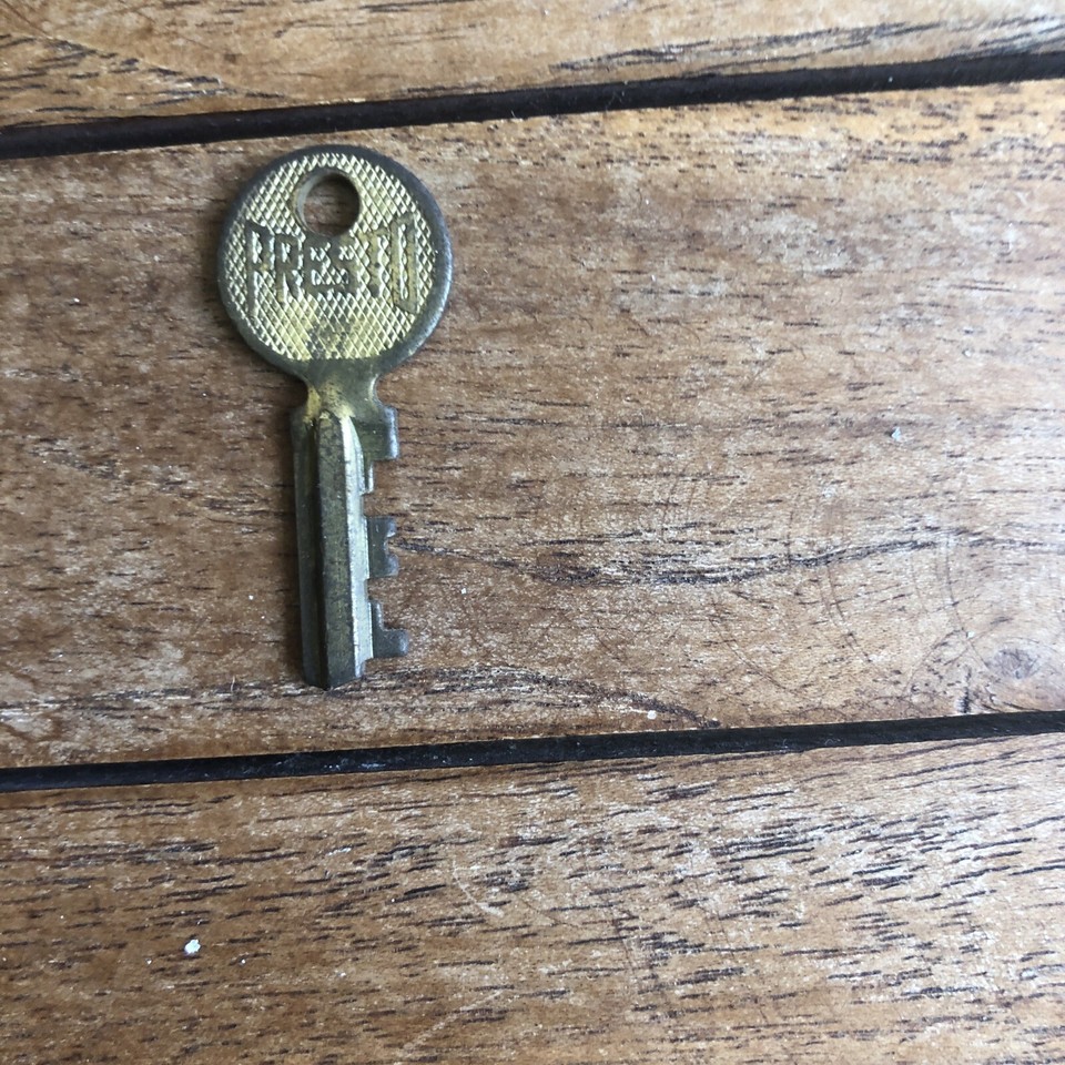 Presto Vintage Luggage precut key #292 | eBay