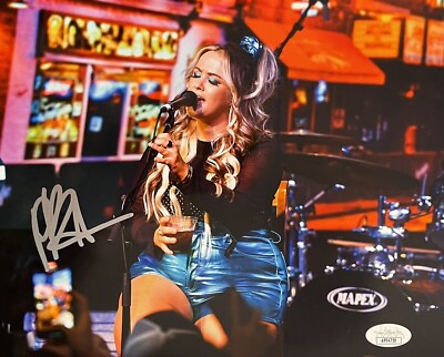 Priscilla Block Signed Autographed Welcome To The Block Party 8x10 ...