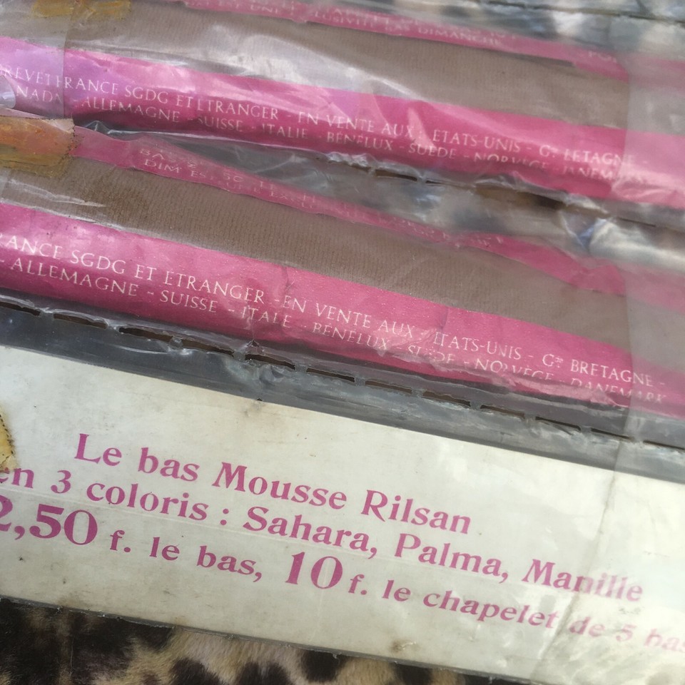 DIM FRENCH 1960s SHEER STRETCH NYLON STOCKINGS~1 SEAMLESS PAIR~UNUSED ...