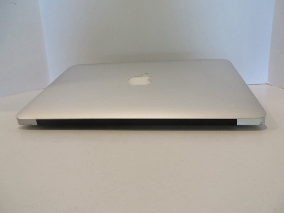 2015 Apple MacBook Air 11-inch 1.6GHz Dual-Core Intel i5, 4GB, 128GB ...