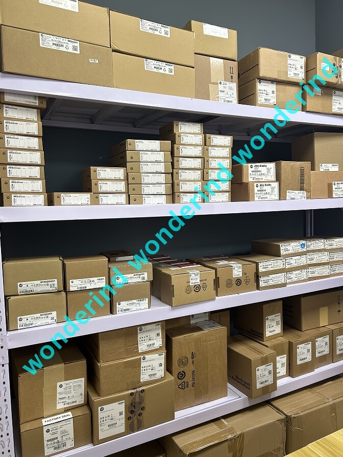 5PC NEW SCHNEIDER METSEPM8244 Electric PowerLogic PM8000 Power Meter ...